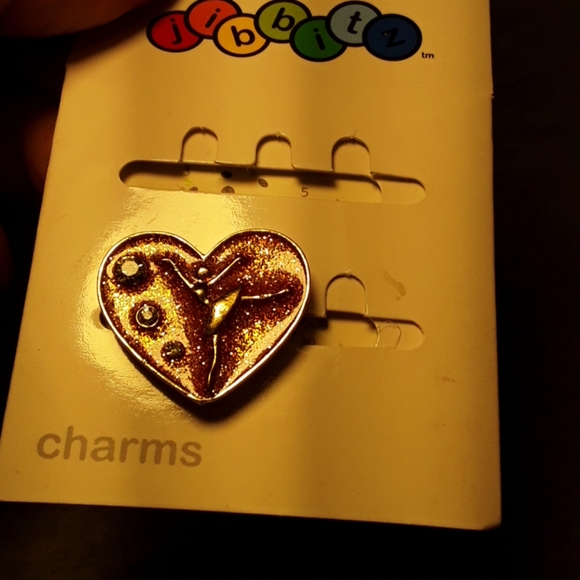 Jibbitz | Accessories | Crocs Jibbitz Dance Heart Rhinestone Charm ...